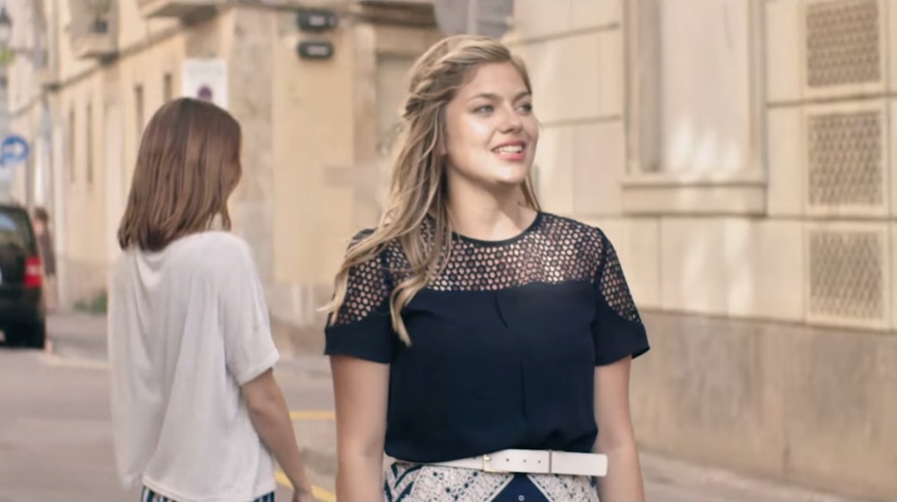 Clip de "Jeune (J'ai envie)" : Louane fait équipe avec Karidja Touré après les César - Puremédias