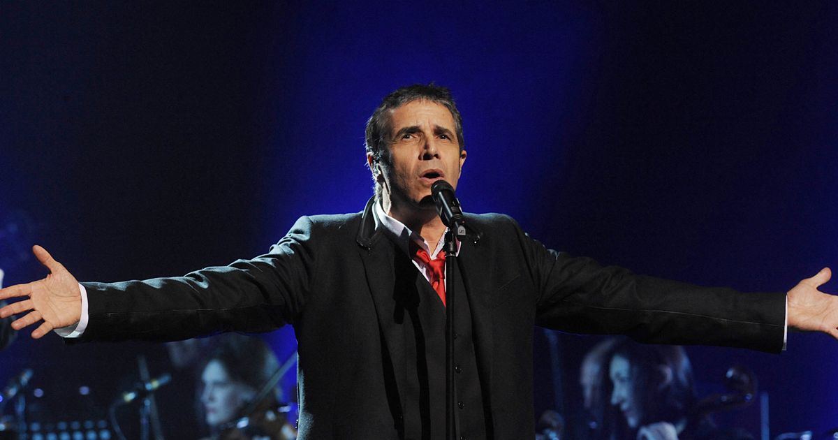 "Je vais chanter pour dire à mon frère que je l'aime" : Julien Clerc ...