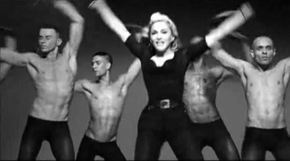 Clip : Madonna dévoile "Girl Gone Wild", nouvel extrait de "MDNA ...