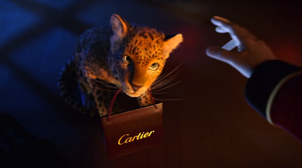 Pub : Cartier fait faire le tour de Paris à sa panthère - Puremédias