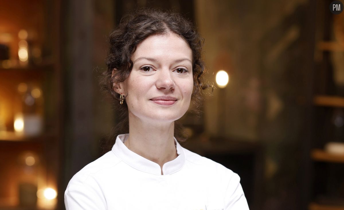 Photo : Inès, candidate de "Top Chef" 2024. - Puremédias
