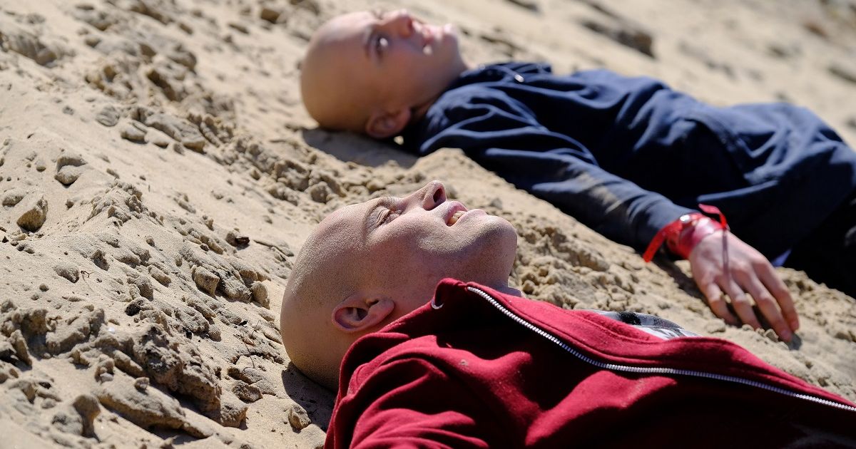 Audiences : "Les Bracelets Rouges" solide leader, "Scènes de ménages ...