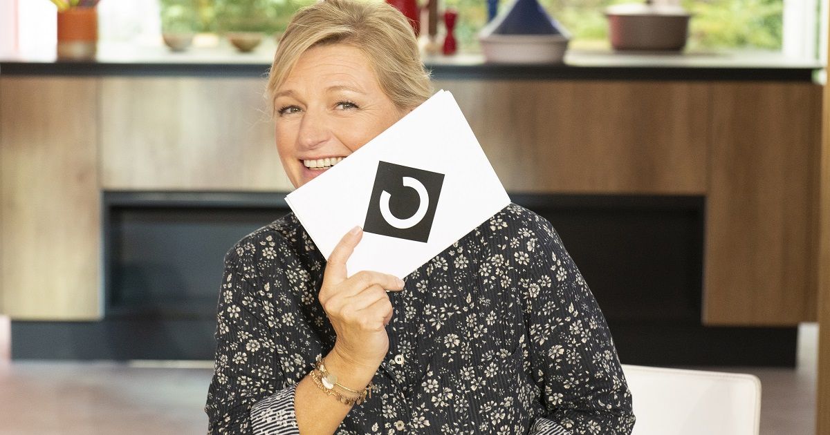 Audiences access 19h : Nagui leader au coude-à-coude avec "DNA", "C à vous" en hausse, Lignac ...