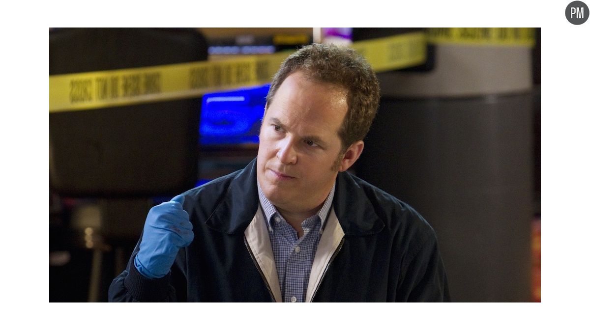 Photo : David Berman de retour pour le final des "Experts" - Puremédias