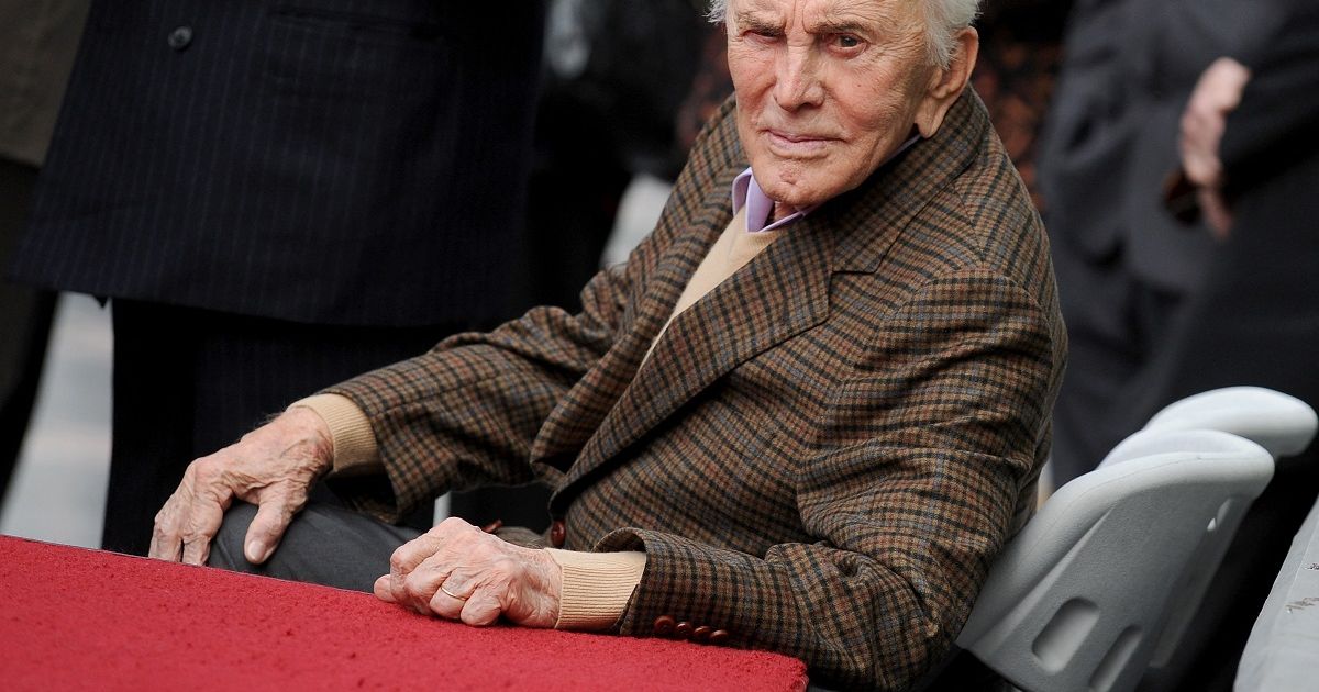 Kirk Douglas est mort - Puremédias