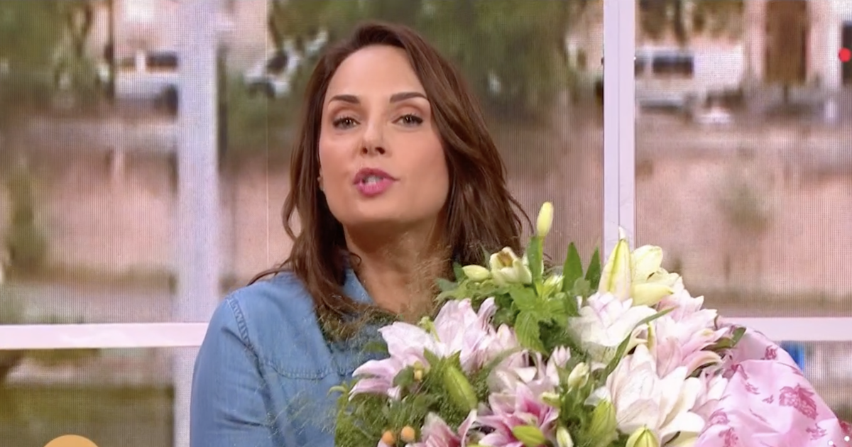 "Je pars le coeur léger" : Émue, Julia Vignali fait ses adieux à ...