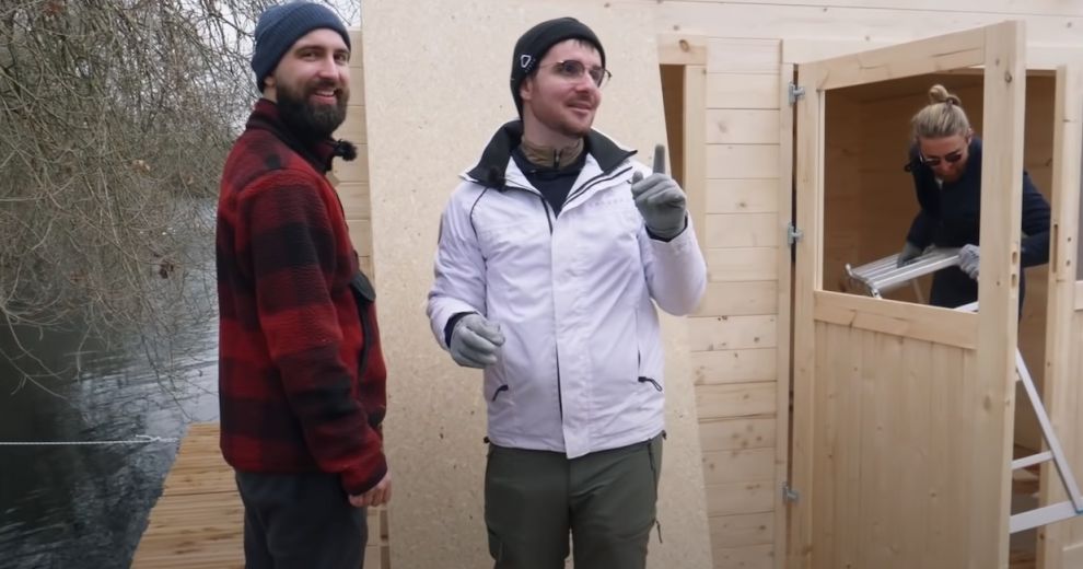 PUREMEDIAS by OZAP : Buzz, Interviews, Actu Médias & Audiences TV.