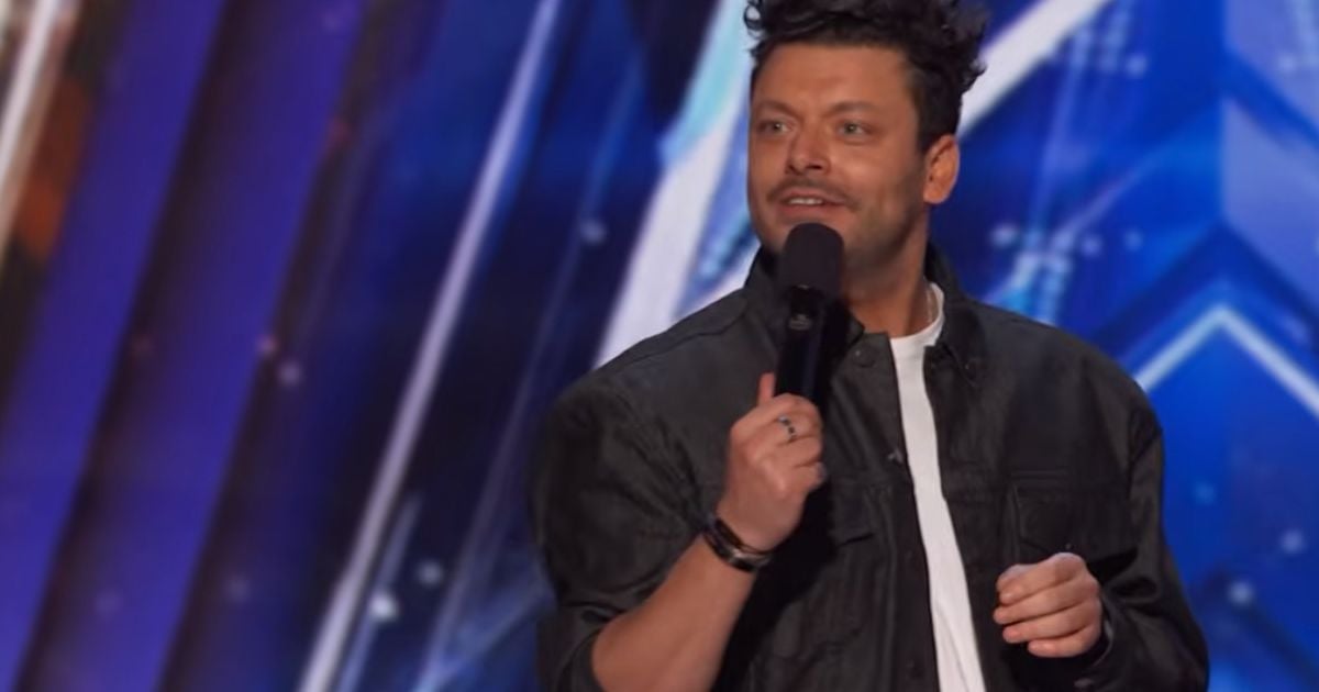 "Tu es absolument génial" : Kev Adams met le feu sur le plateau de la ...