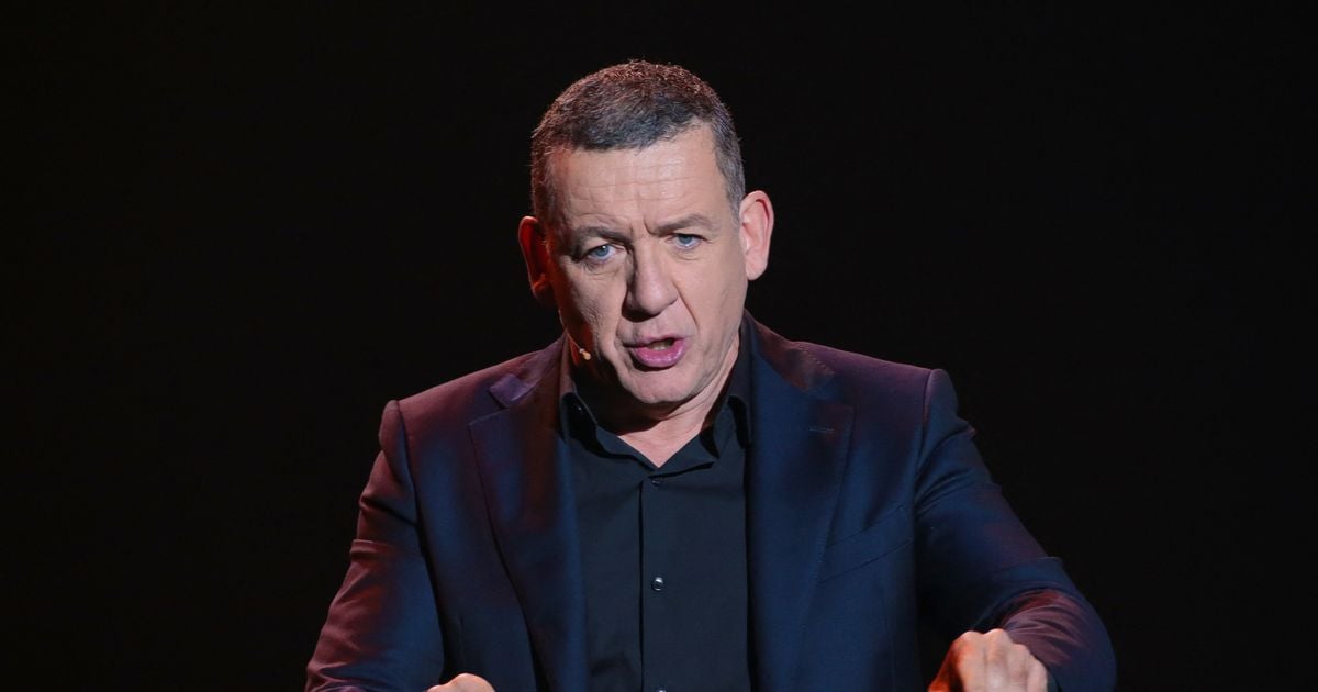 "Johnny Biloute" : Dany Boon va tourner sa première série avec Netflix ...