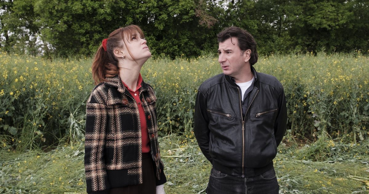 Audiences : Quel bilan pour "Flashback", la série de TF1 portée par Michaël Youn et Constance ...