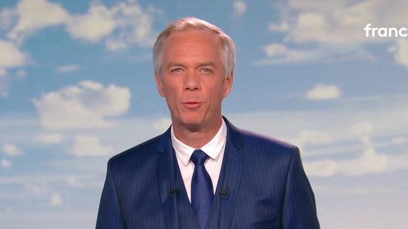 Vidéo : Julien Arnaud présente le "20 Heures" de France 2 le lundi 28 juillet 2025. - Puremédias