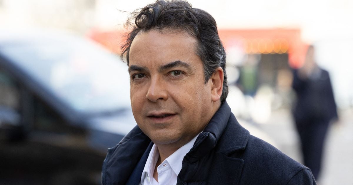 "Enfermer les OQTF à Saint-Pierre-et-Miquelon" : Patrick Cohen raille ...